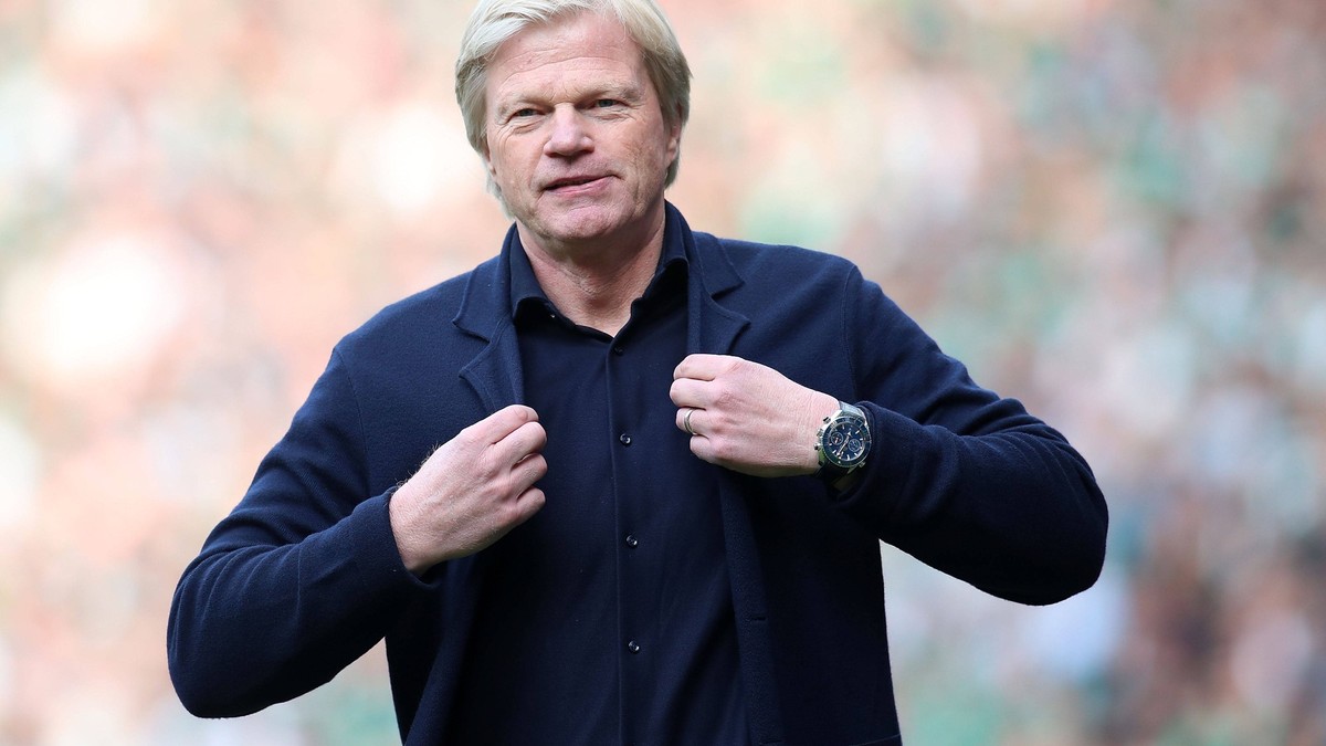 FC Bayern: Oliver Kahn spricht über laufende Stürmersuche FC Bayern: Oliver Kahn spricht über laufende Stürmersuche