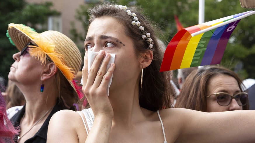 Bespuckt Und Mit Urin Bespritzt Lgbt Aktivist Spricht über Gewalt
