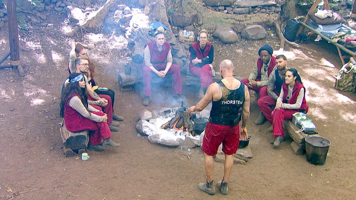 Dschungelcamp: Sonja Zietlow sorgt bei RTL-Stars mit Ankündigung für ... Dschungelcamp: Sonja Zietlow sorgt bei RTL-Stars mit Ankündigung für ...